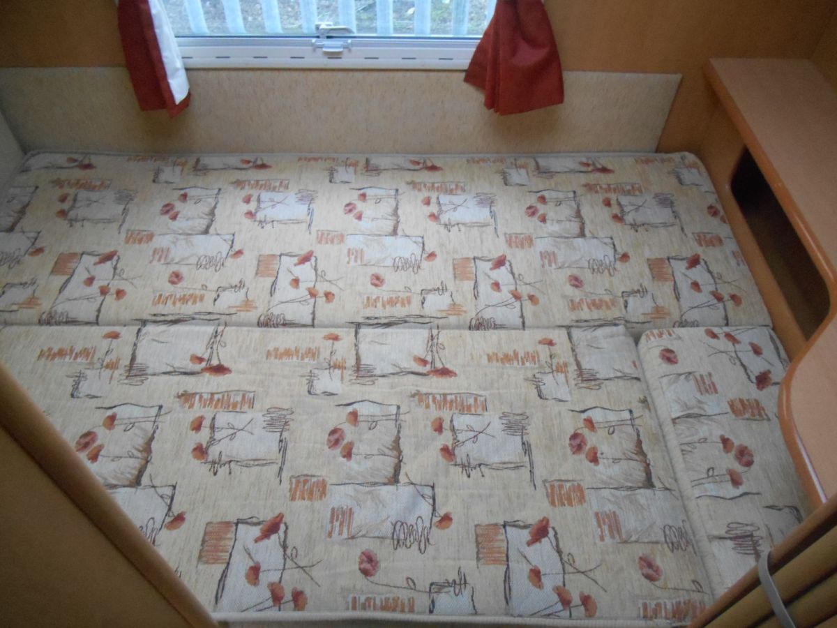 Used 2005 Compass Omega 540 caravan - just £5995 at Ropers of Yorkshire