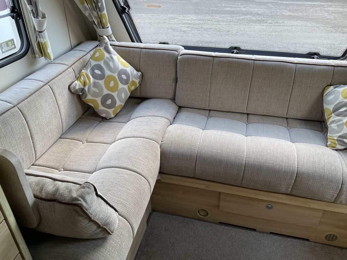 Used 2017 Elddis Xplore 304 caravan - just £11995 at Ropers of Yorkshire