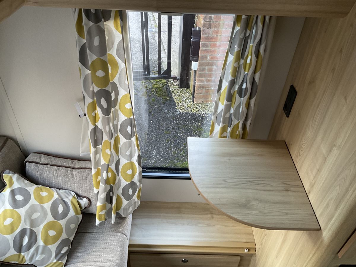 Used 2017 Elddis Xplore 304 caravan - just £11995 at Ropers of Yorkshire