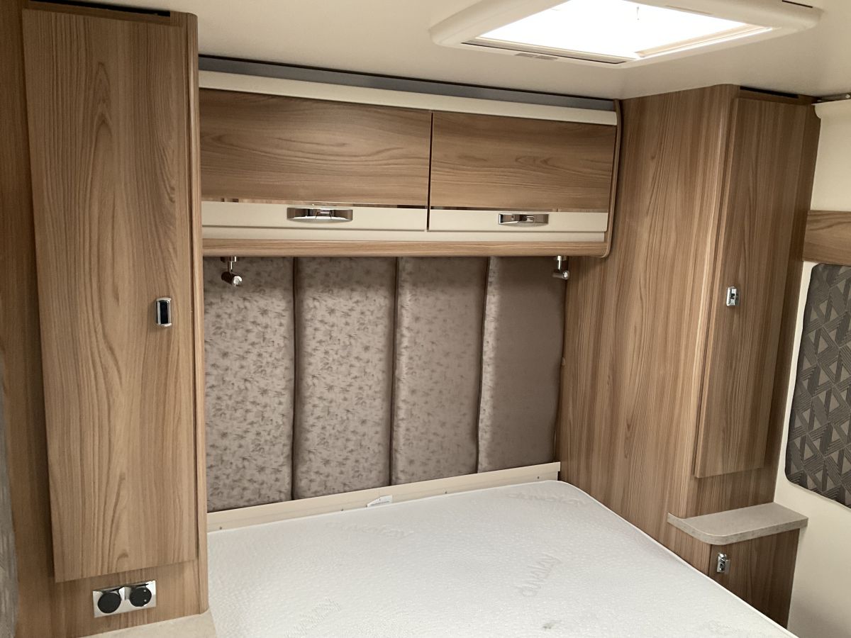 Used 2022 Swift Challenger Alde 650 caravan - just £21995 at Ropers of ...