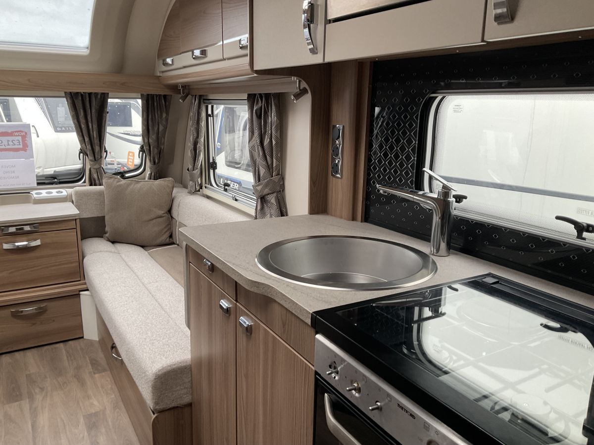 Used 2022 Swift Challenger Alde 650 caravan - just £21995 at Ropers of ...